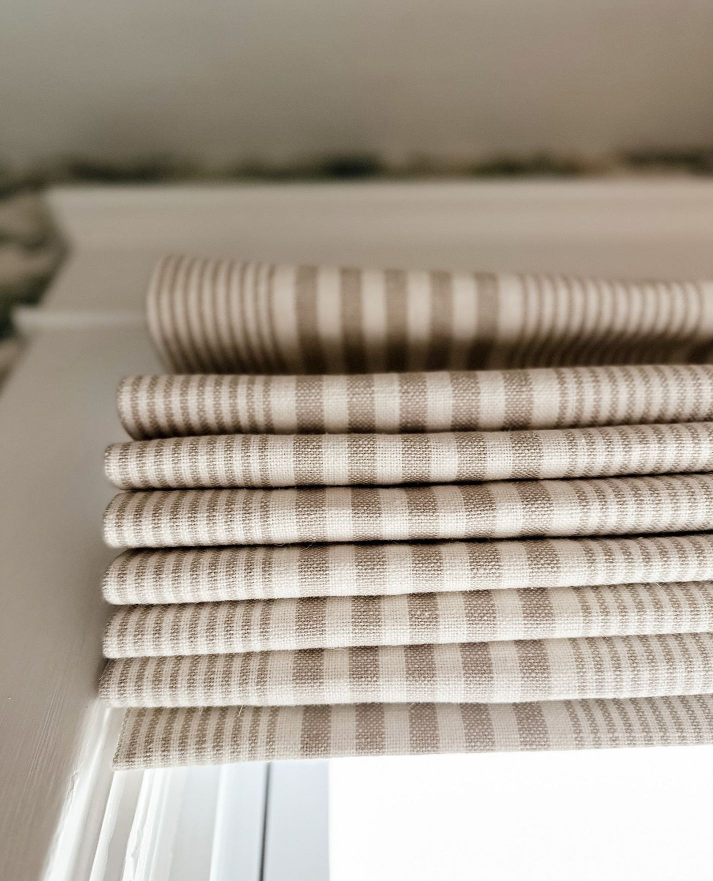 Flat Roman Shade in All Lined Up - Shell – Loom Decor